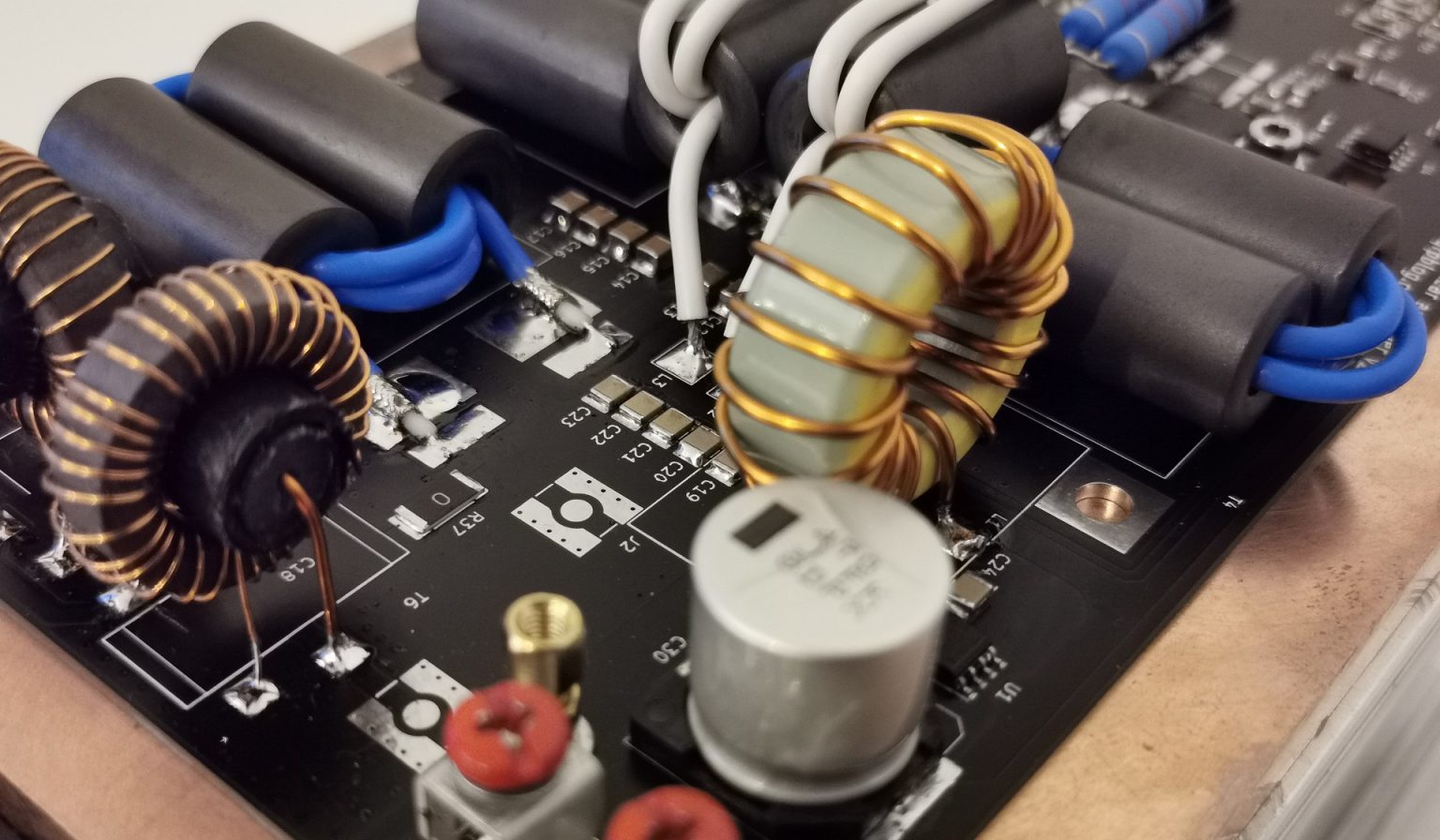 A600 HF/VHF 600W Linear Amplifier Kit | QRPblog